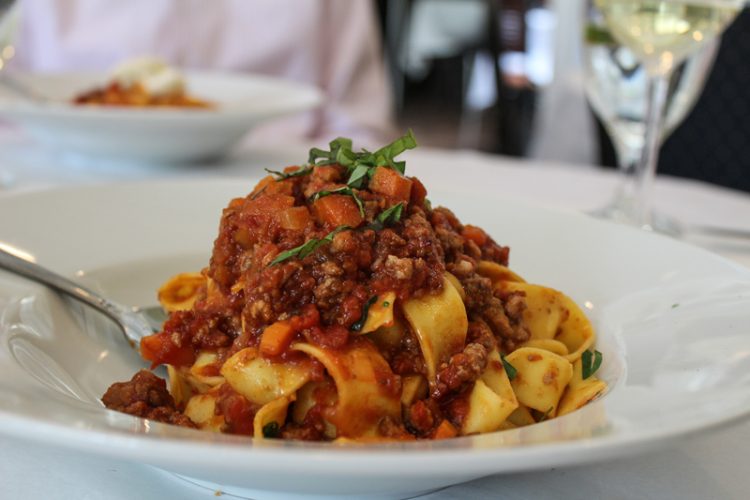 Restaurant Preview: Taco Dive Bar