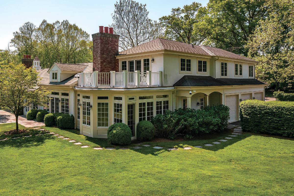 This Palatial Home in Purchase Is Splendid in All Seasons