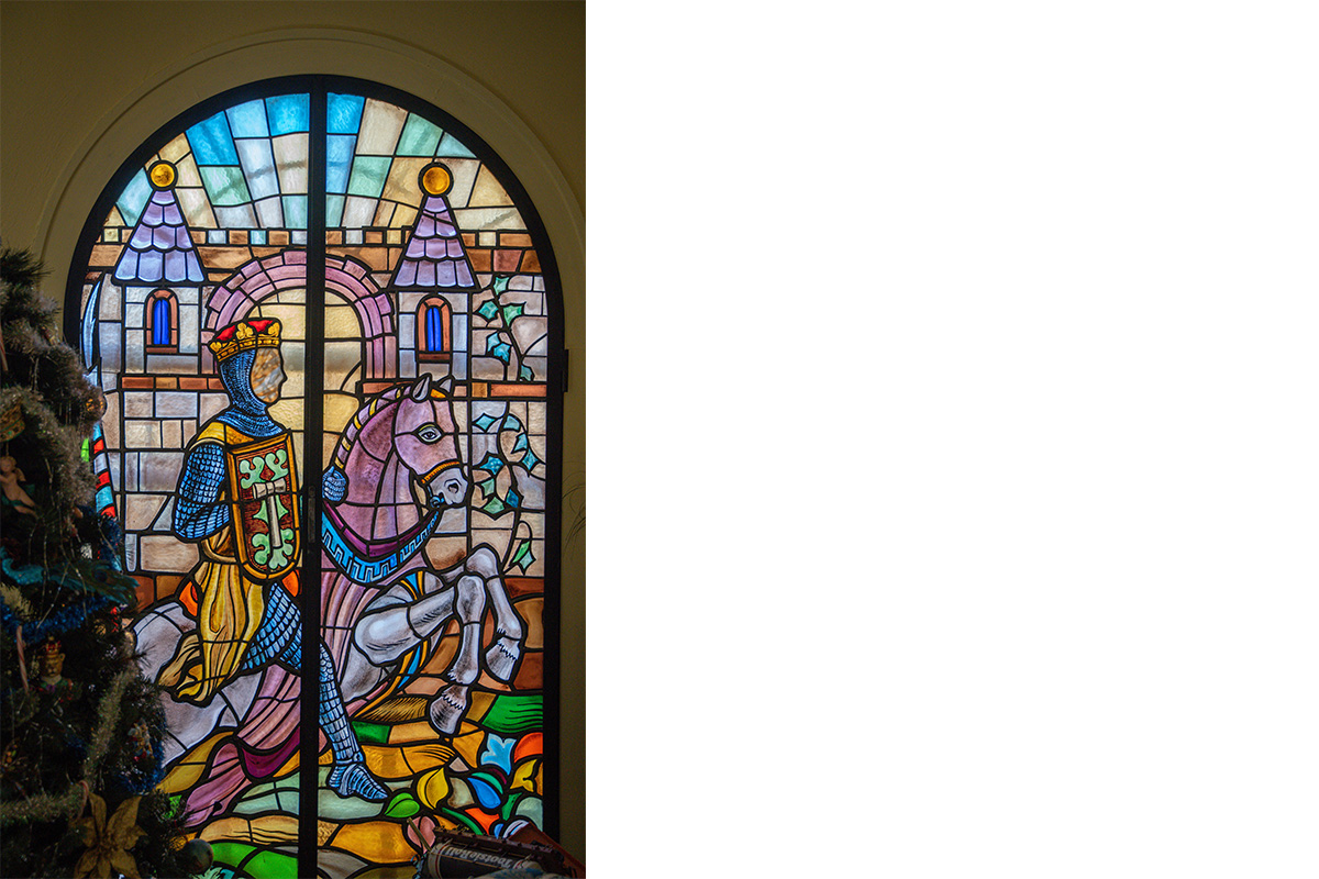 Villa Keen Castle Is for Sale in Westchester