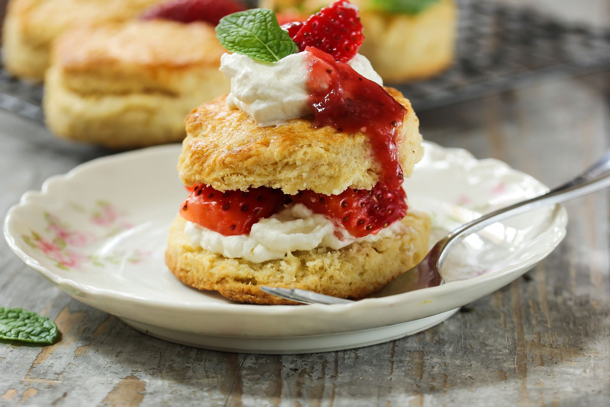 This Strawberry Shortcake Biscuits Recipe Is Scrumptious