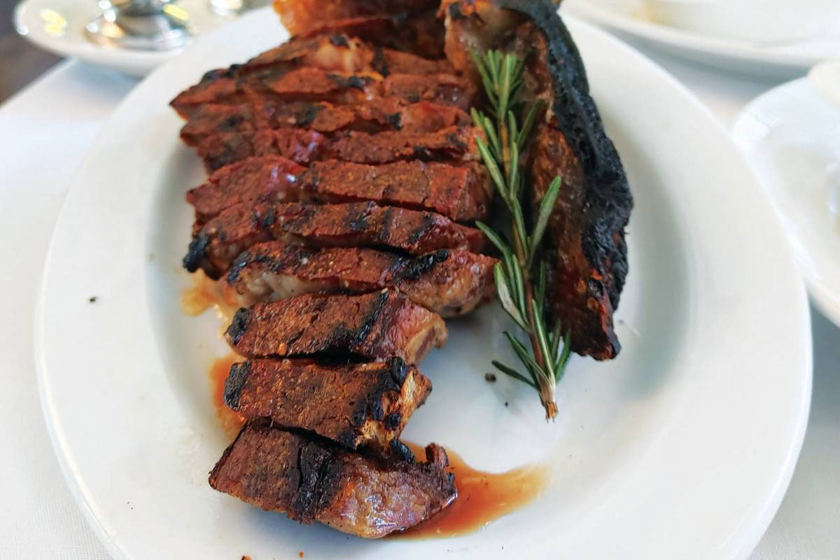 American Prime Cooks up Steaks & Seafood in Rye Brook