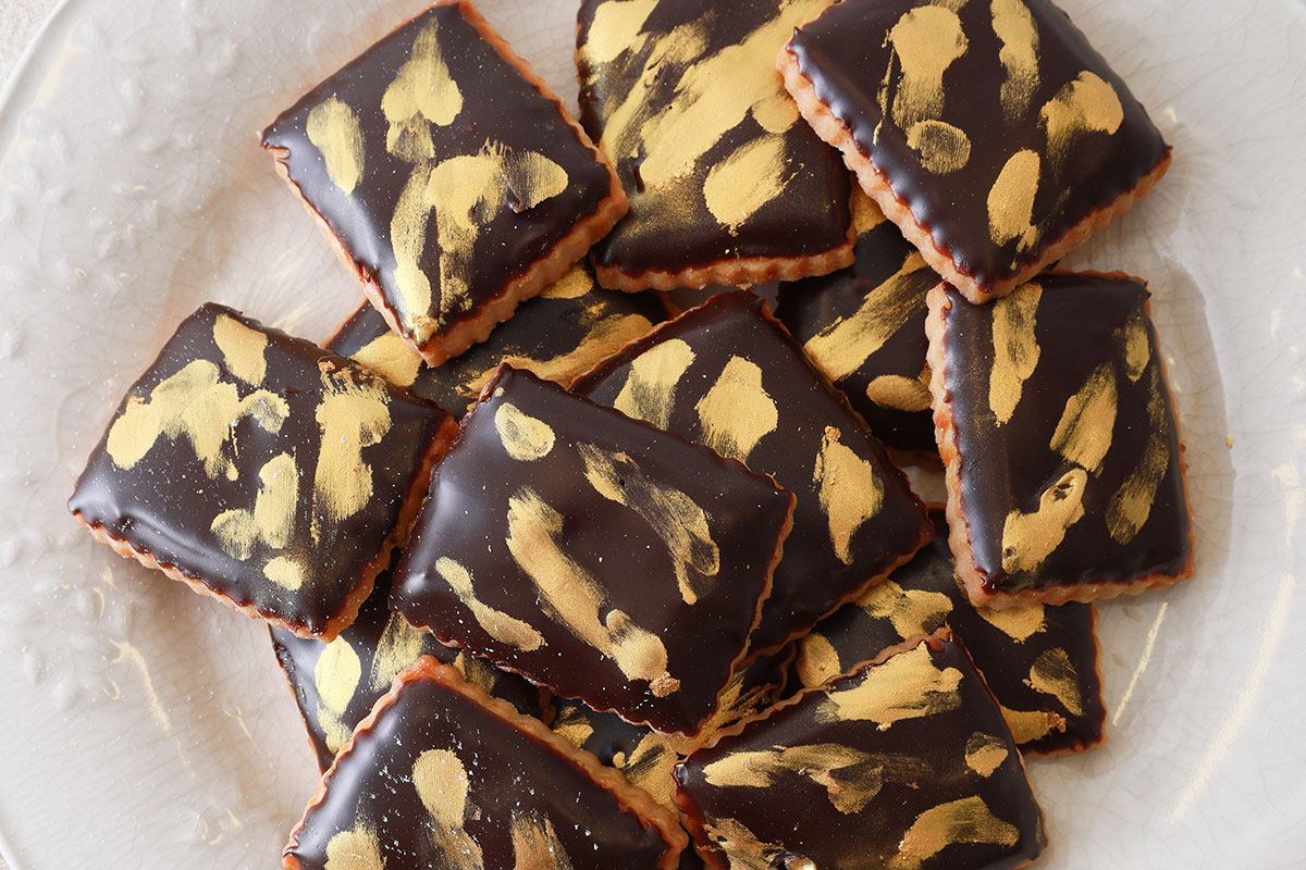 This Billionaire Shortbread Cookies Recipe Is a Showstopper