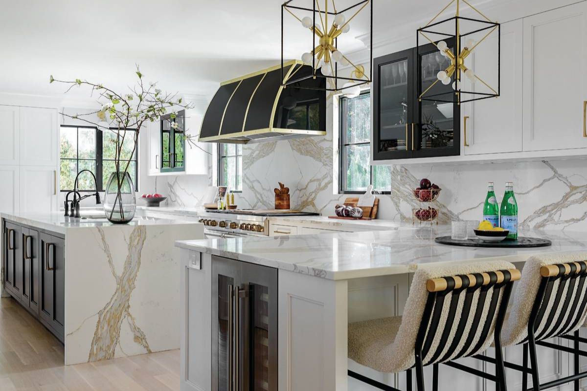 A Bilotta Home Designer Gives This Kitchen a Masterful Refresh