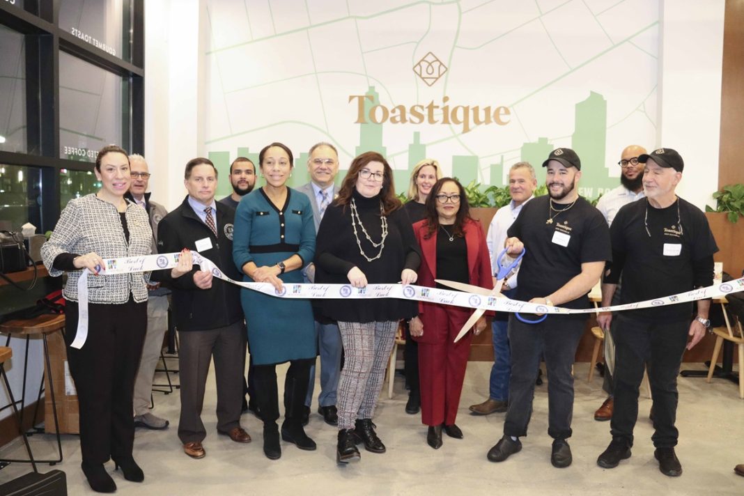 Toastique Expands on Health-Focused Eats in New Rochelle