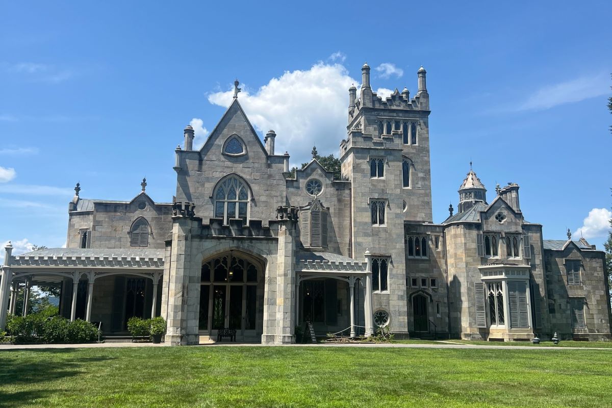 Where to Have a Bridgerton-Worthy Wedding in Westchester
