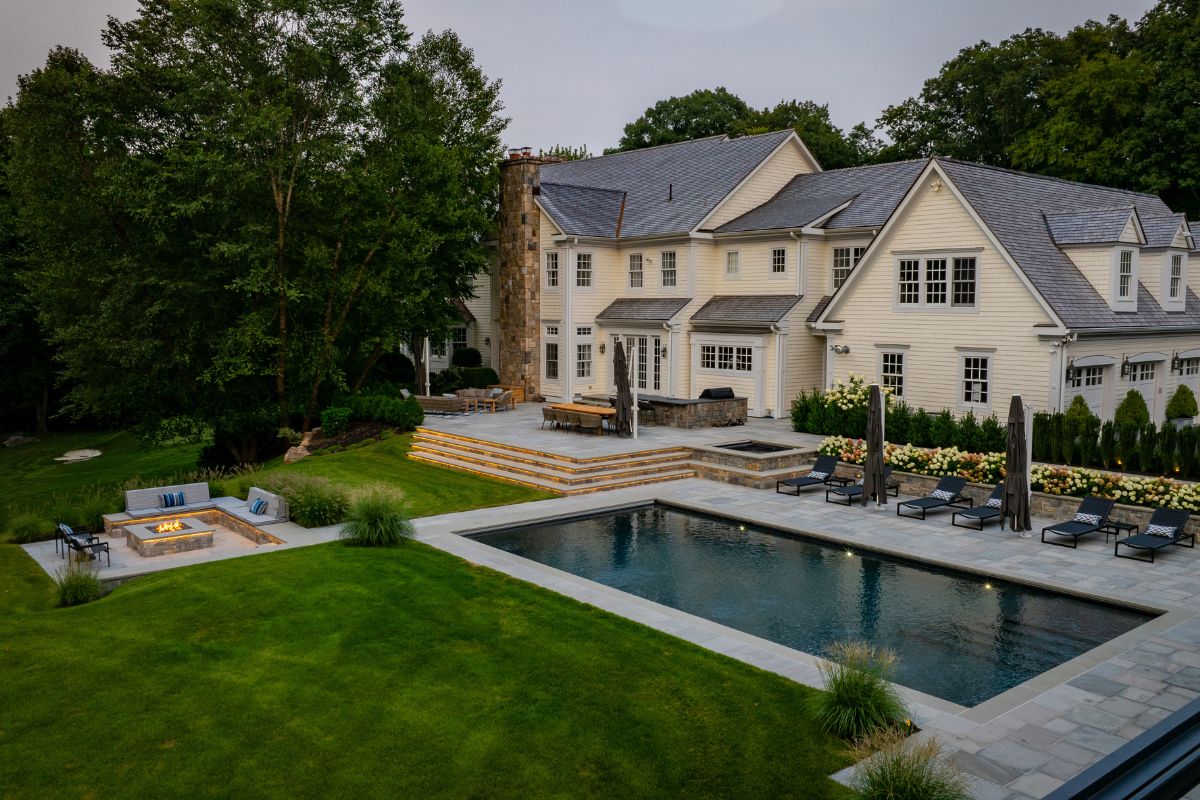 How to Build the Perfect Pool in Westchester County